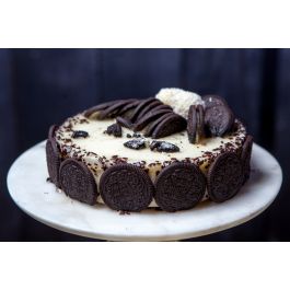 La Casa - Torturi - Tort cheesecake cu oreo 2,2 kg - Comanda Online